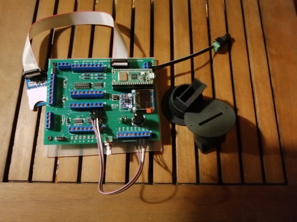 breakout_6ics – Microtron